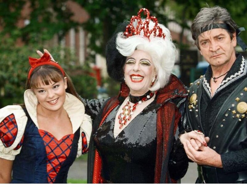 Danielle Nicholls - Danielle Nicholls